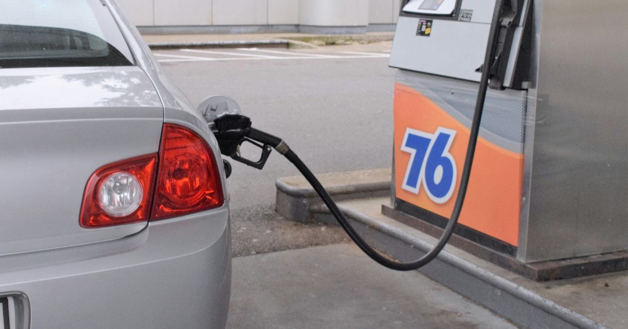 Mit tegyek, ha a dízel autóba benzint tankoltam? Kerüld el a ...